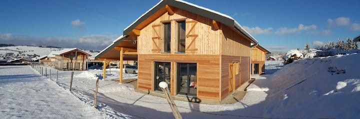 Chalet Récent Confortable En Station De Skis - Métabief