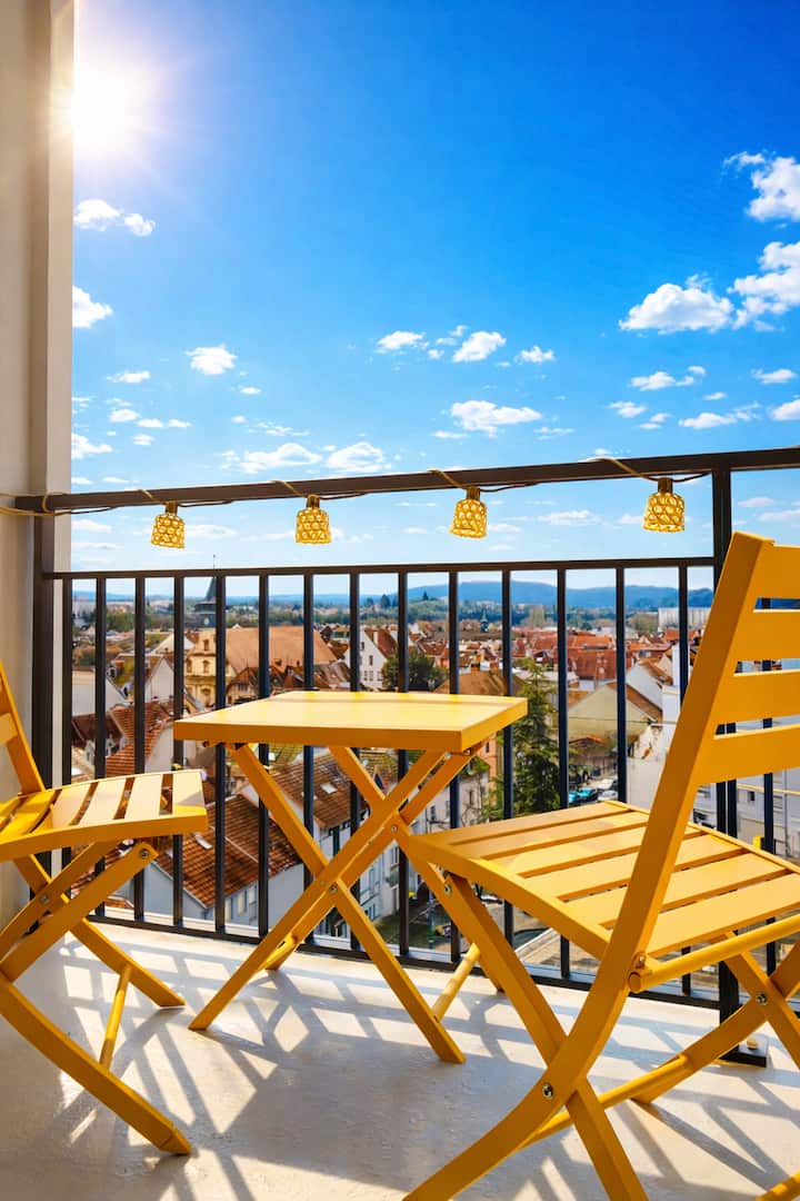 The Miami Vibe (Balcon Avec Vue Sur La Ville) - Audincourt