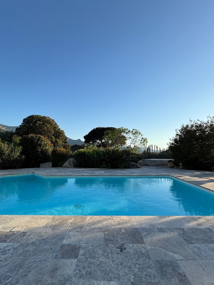 Propriété Moderne Dans Le Maquis - Proche Calvi - Asco