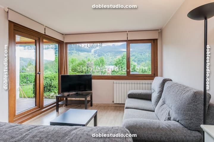 Apartamento Con Jardín En Cerler. - Chía