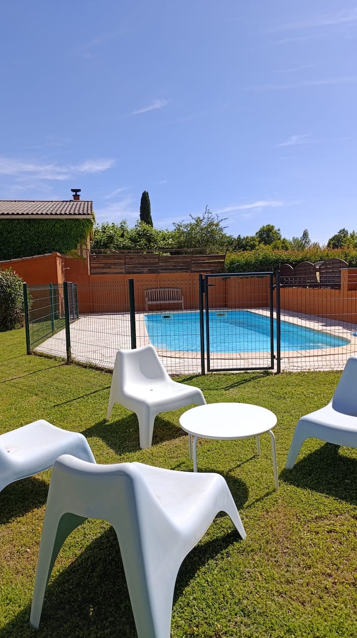 Maison De Campagne En Provence - Le Thor