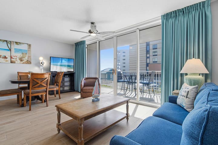 Airy 1br Oceanfront 2nd-floor | Balcony | Pool - Okaloosa Island, FL