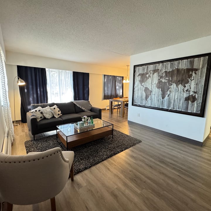 Roomy 2 Bedroom Across Vgh In Vancouver - Vancouver