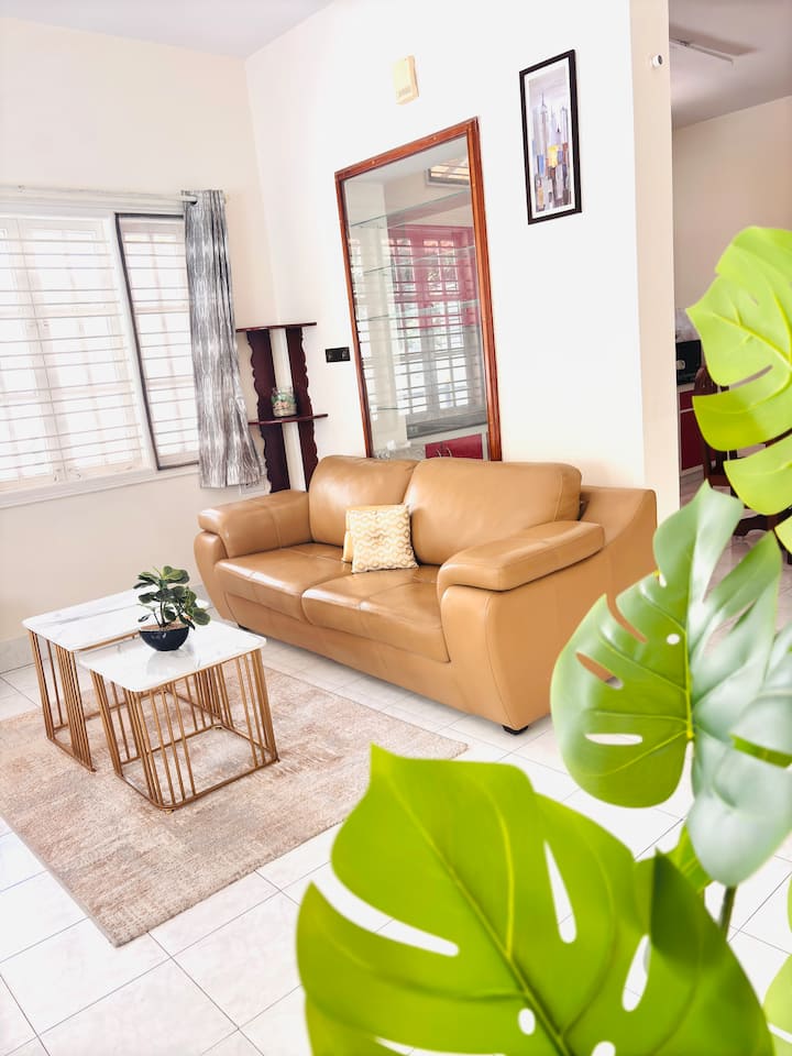 Two Bedroom Apartment In Bangalore - Bangalore