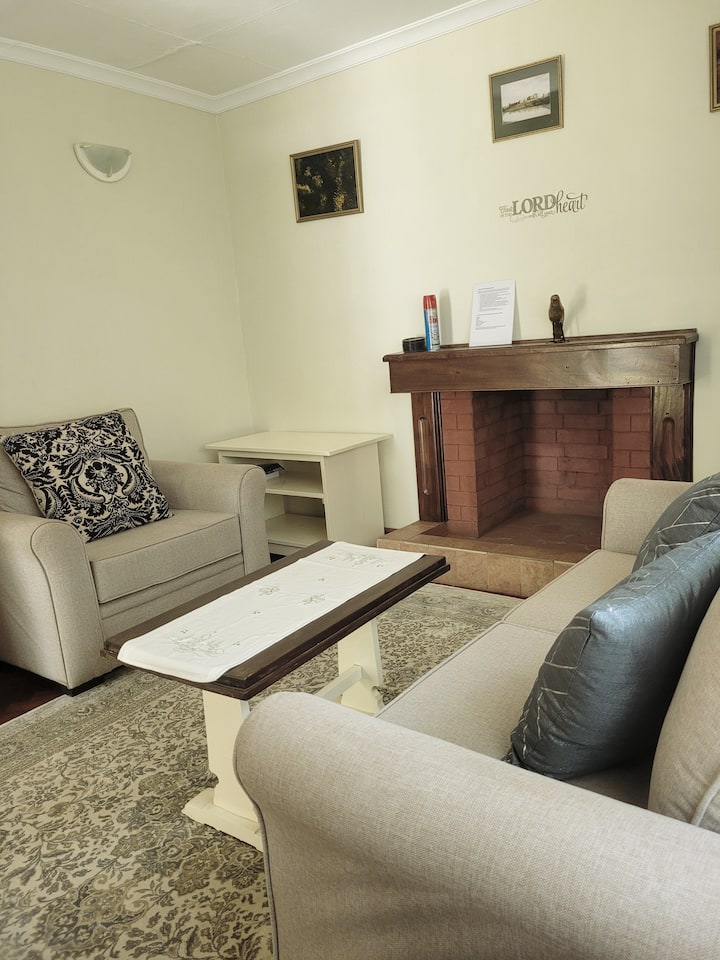 Cosy 2 Bedroom Guest House In Lavington Green - Nairobi