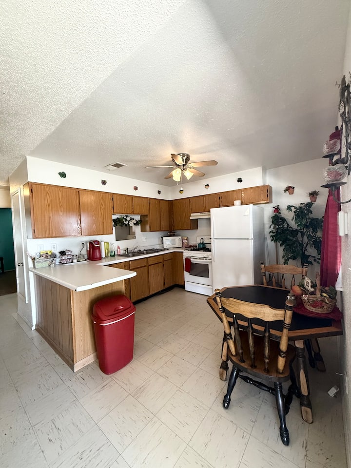 The Desert Den: Permian Basin & National Parks - Carlsbad, NM