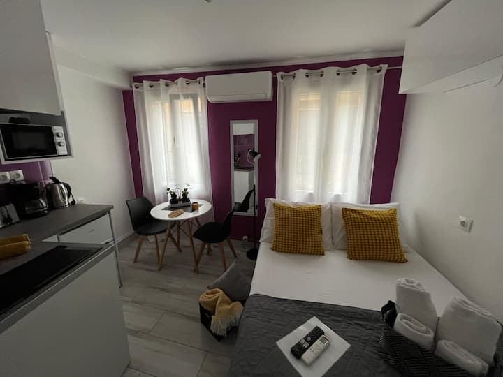 Elyane (A Ray Of Light) - Corfu