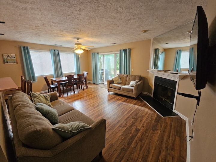 3br 3ba Townhouse Near Wrightsville Beach And Uncw - Wilmington