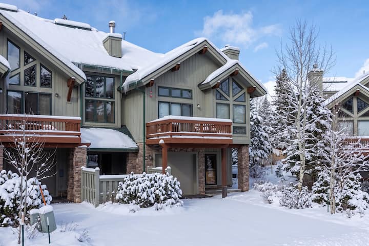 Timber Lake 341 Private Outdoor Hot Tub, Views, Garage Parking - Winter Park, CO