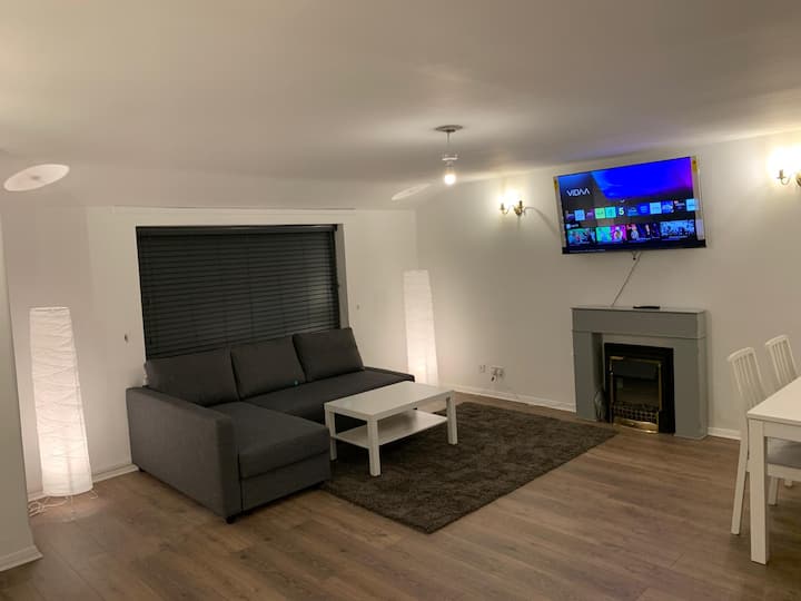 2bedroom Flat Stylish, Spacious & Guest-friendly - Wantage