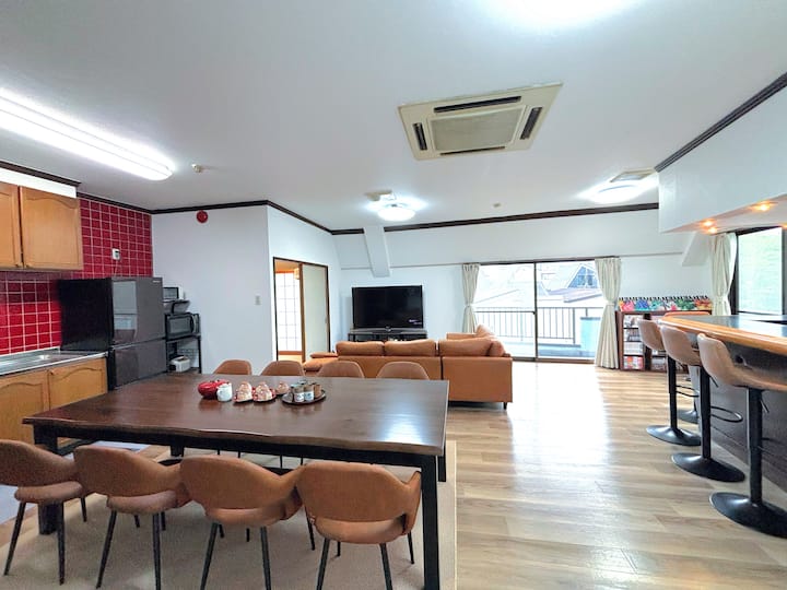 池袋駅まで電車で7分/12人宿泊/ガス衣類乾燥機/高速無料wi-fi/4ldk98㎡/無料駐車場有 - 東京都