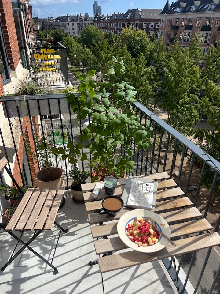 Charming, Spacious Flat In The Heart Of Vesterbro - Copenhague