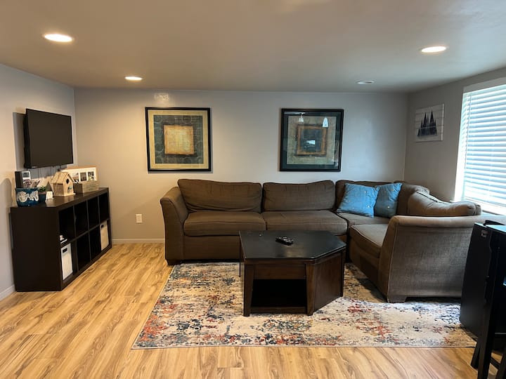☆Quaint Forest-view Home☆ Minutes From Downtown - Flagstaff, AZ