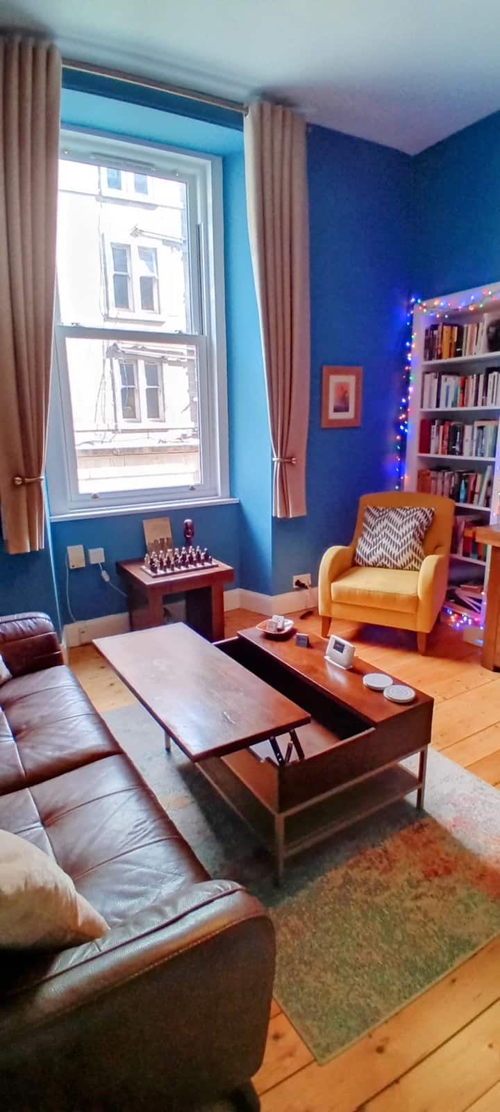 Modern Flat In Vibrant Leith Area. - Edinburgh