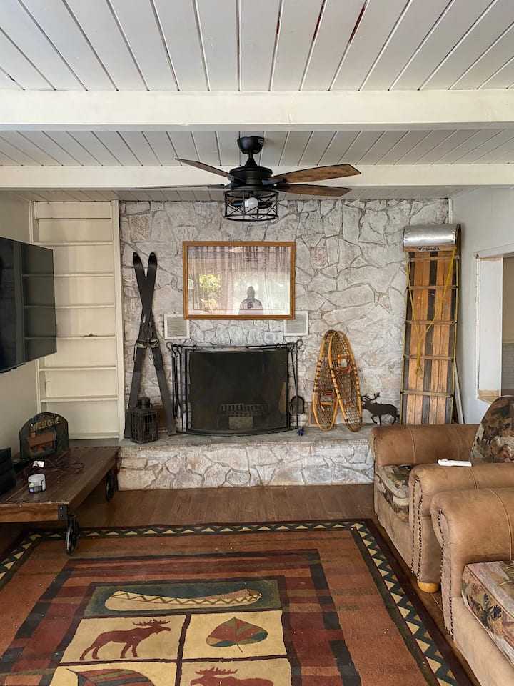 Buffalo Cottage - Wyoming