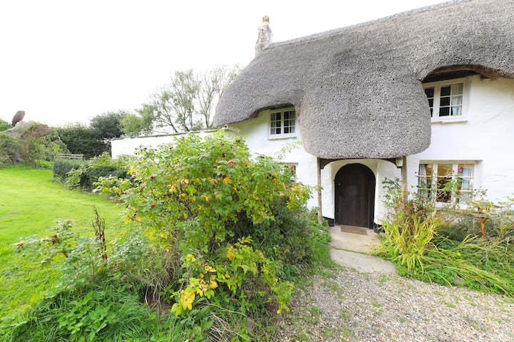 Clanaborough - Private Parking, Large Garden - Bigbury-on-Sea