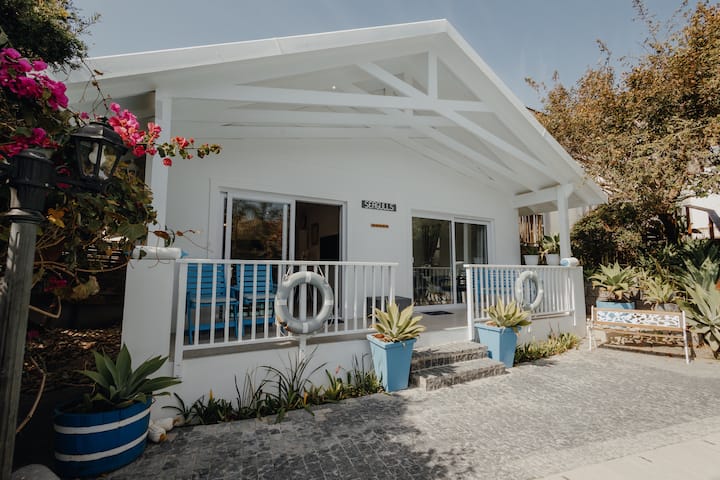 Seagulls Pool Cottage, 2 Bedroom Apartment / Plett - Plettenberg Bay