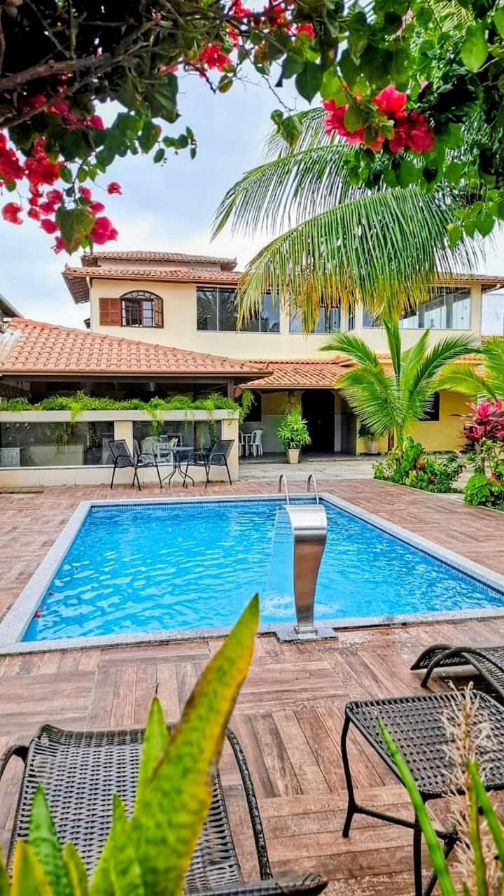 Casa Linear Térrea Com Piscina No Atlântico. - Rio das Ostras