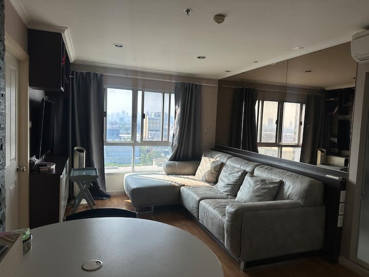 2br. 2wc Cozy&warm, Free Wifi-pool-gym, Bts:ekamai - Bangkok