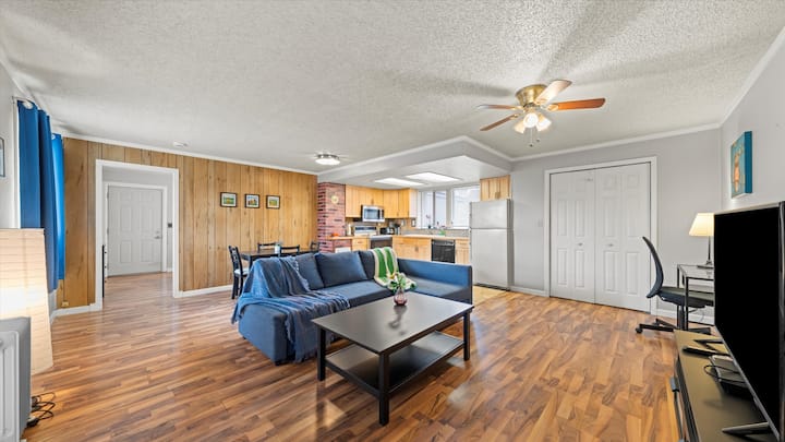 Cozy 1-bedroom House - Pasco, WA