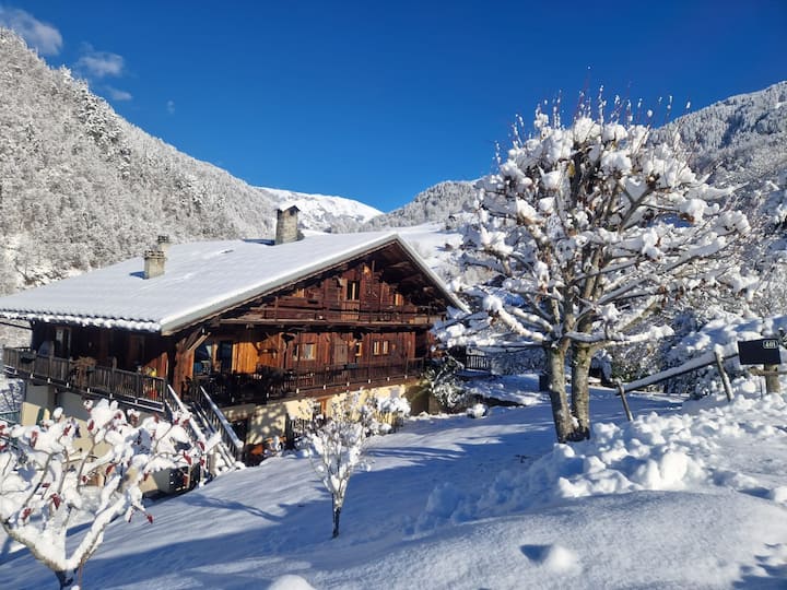 Appartement Dans Chalet Pour 2 à 4 Pers - Lac de la Gittaz