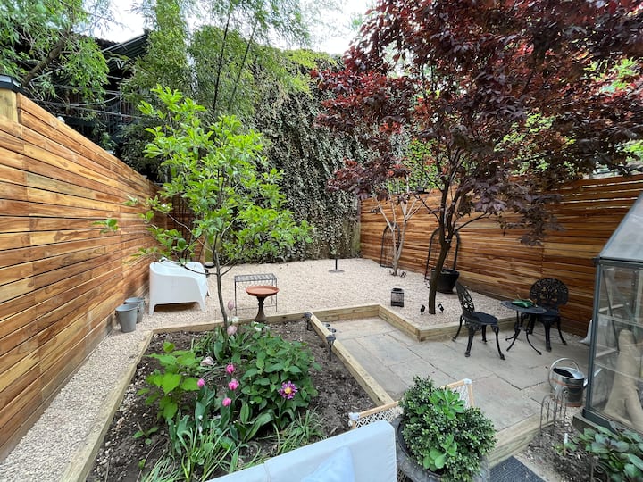 Tranquil Bklyn Apt. With Your Own Garden - Brooklyn, NY
