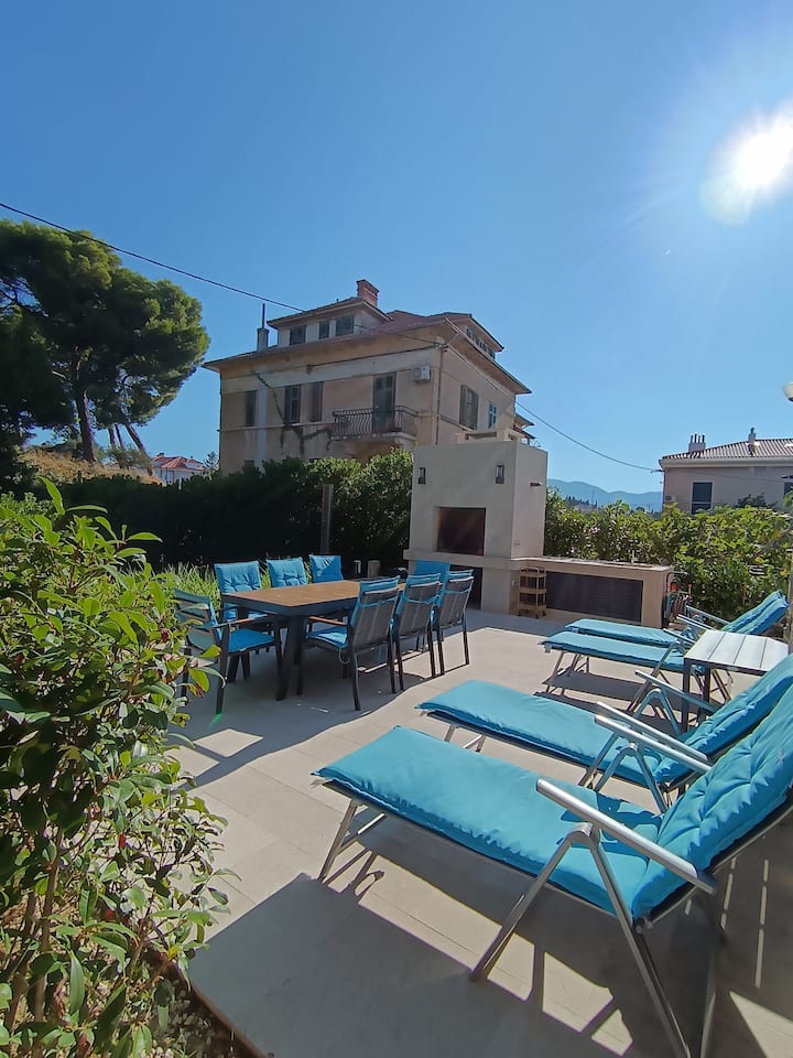 Beautiful Historic Villa Apartment - Spalato