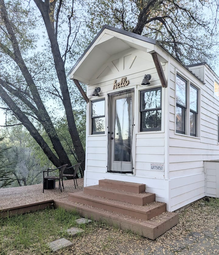 Lama House! - Oakhurst, CA