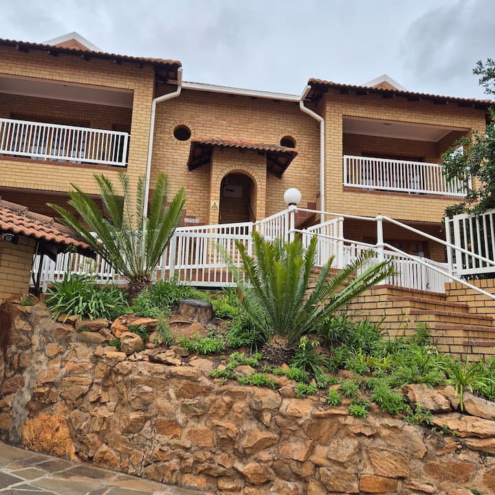 Luxury Twin Room - Rustenburg