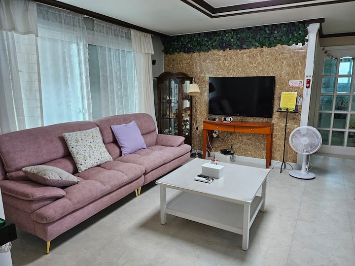 Big House W/ Yard/deck, Bbq - Yongin-si