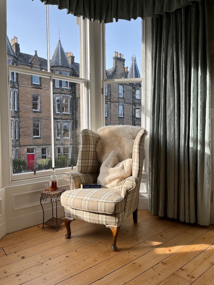 'A Great Place To Stay' - Édimbourg