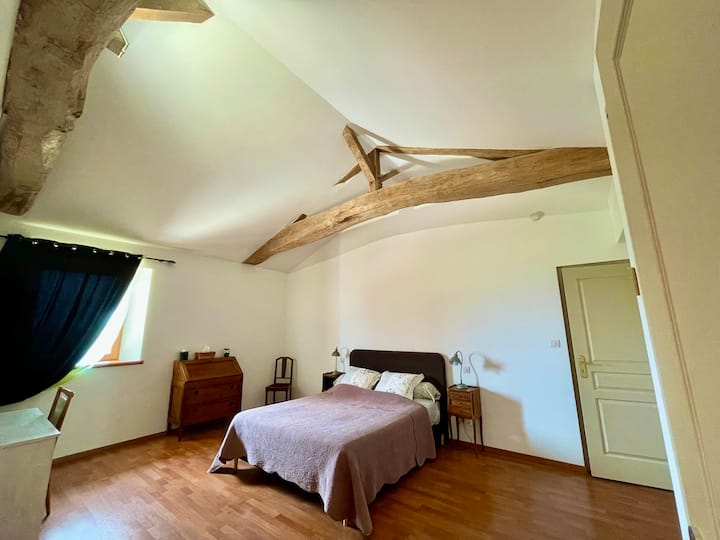 Domaine Joseph Lafarge - Les Charmes - Cluny