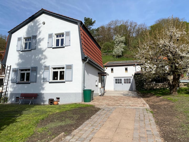 Familienferienhaus "Kleines Landhaus" - Sondershausen