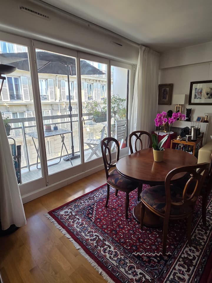 Appartement De Charme Au Cœur Du 14ème à Paris - Paris