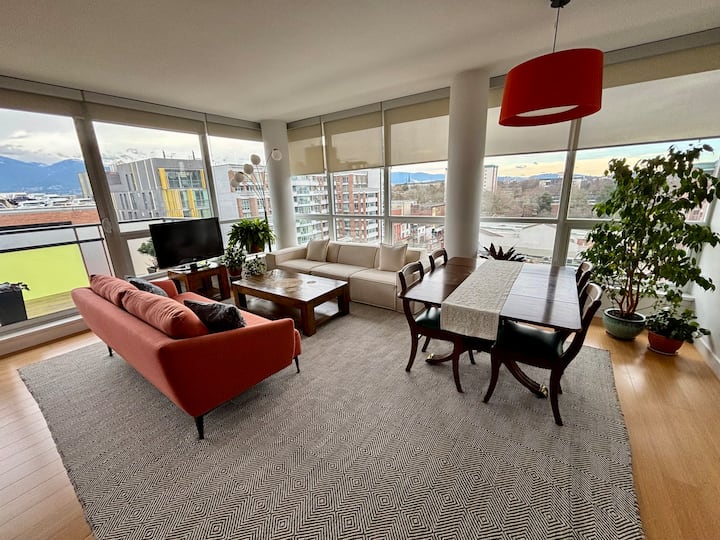 Modern, Bright Penthouse In Heart Of Chinatown - Vancouver