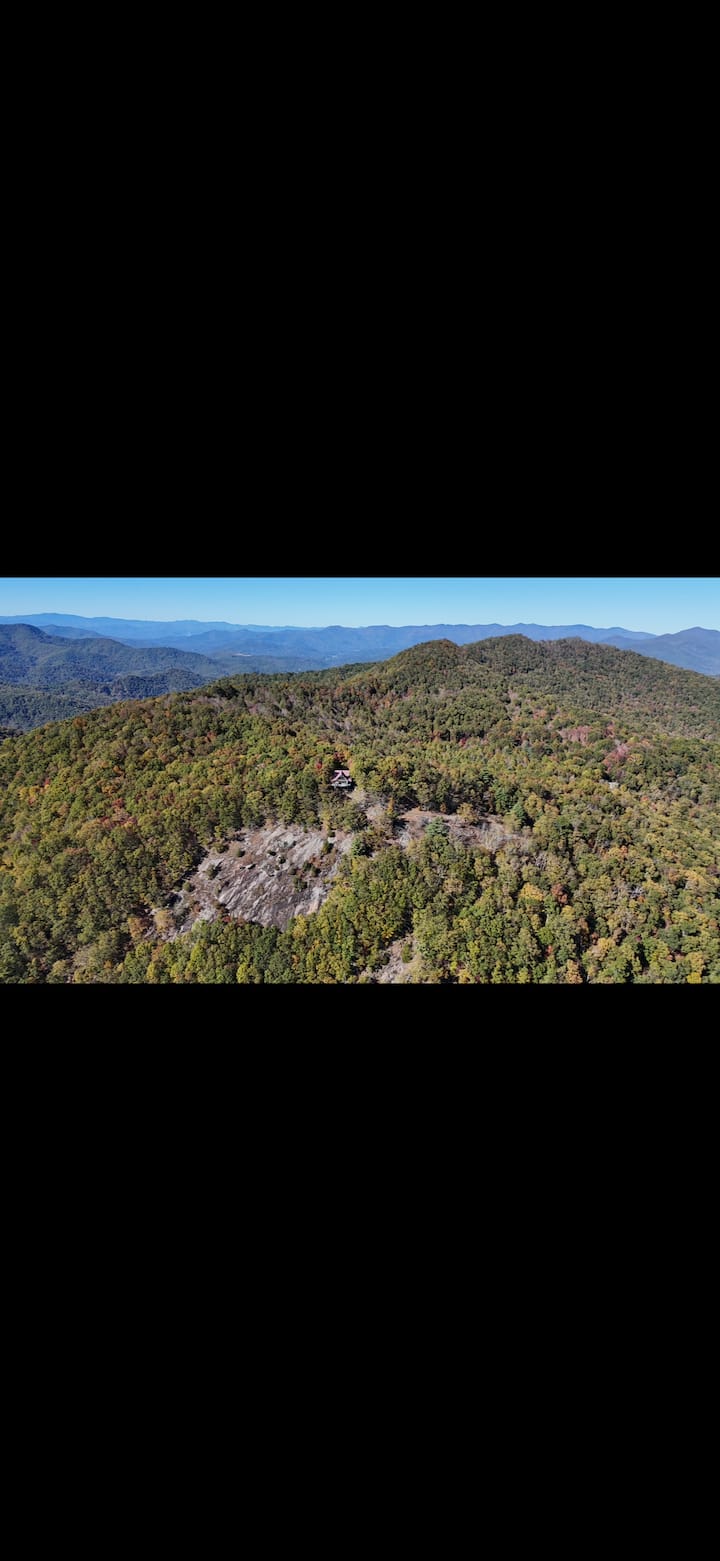 Hooper Cabin - Tuckasegee, NC