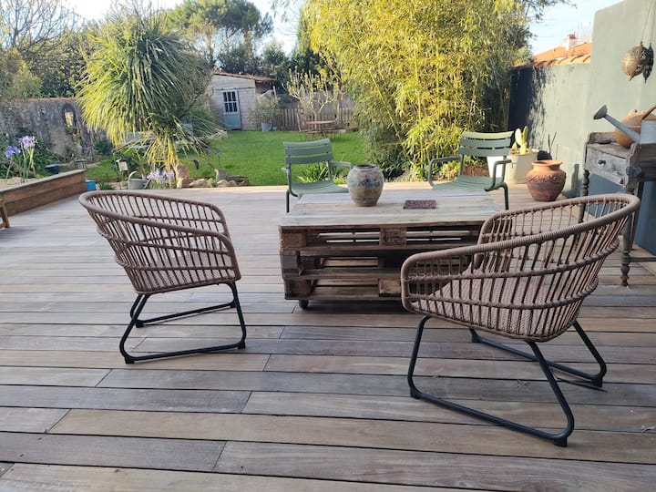 Maison De Charme,  Plage  800m,  Vieux Port 6 Min - La Rochelle