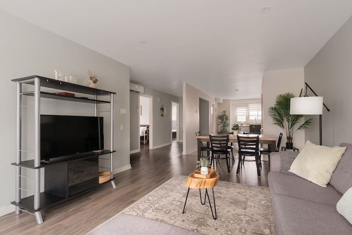 Free Parking Very Nice 3br, 10 Min Walk To Metro - Montréal, QC