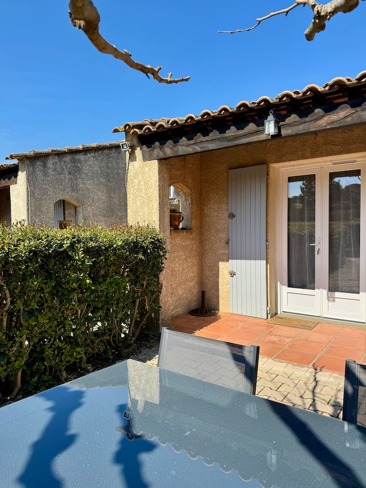 Mazet Provençal - Résidence Vacances Fontvieille - Fontvieille