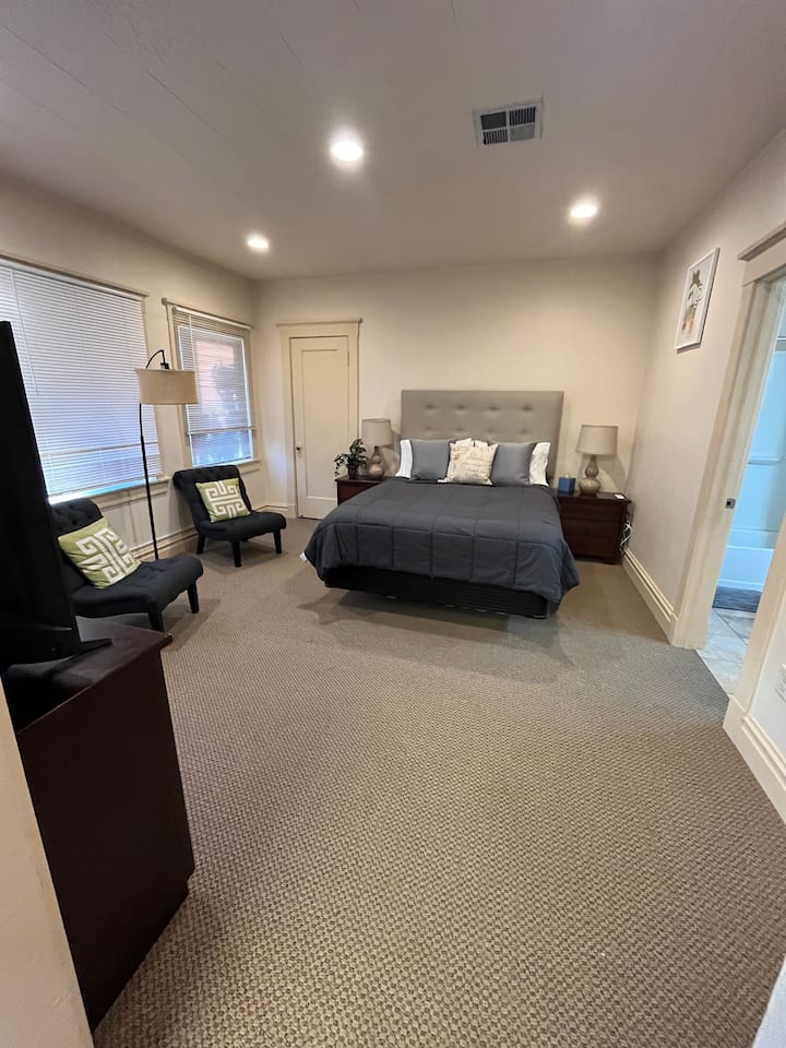 Downtown Cedar City Suite #207 - Cedar City, UT