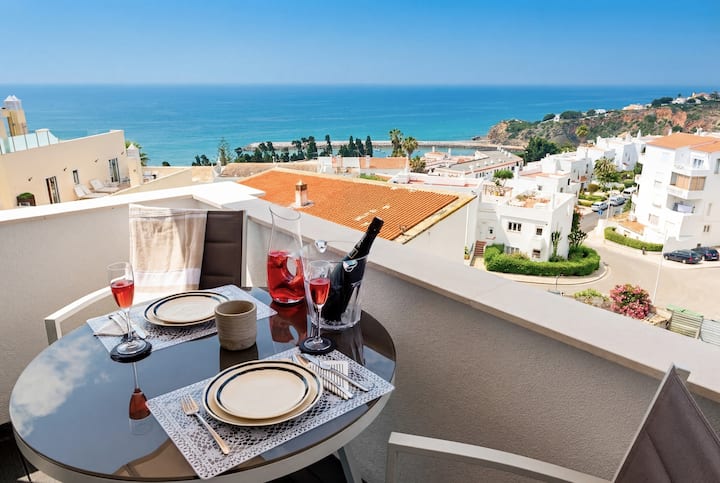 Panoramic Ocean View Studio, Penthouse, Old Town - Albufeira