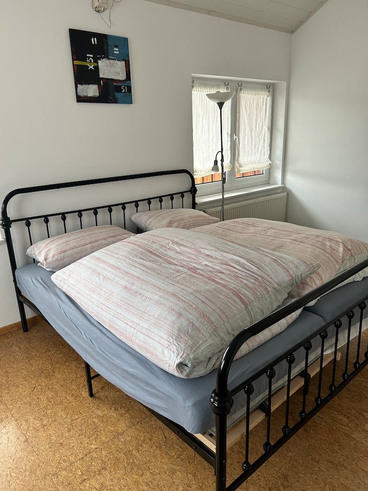 Großes Gemütliches Gästezimmer 40 Qm - Gießen