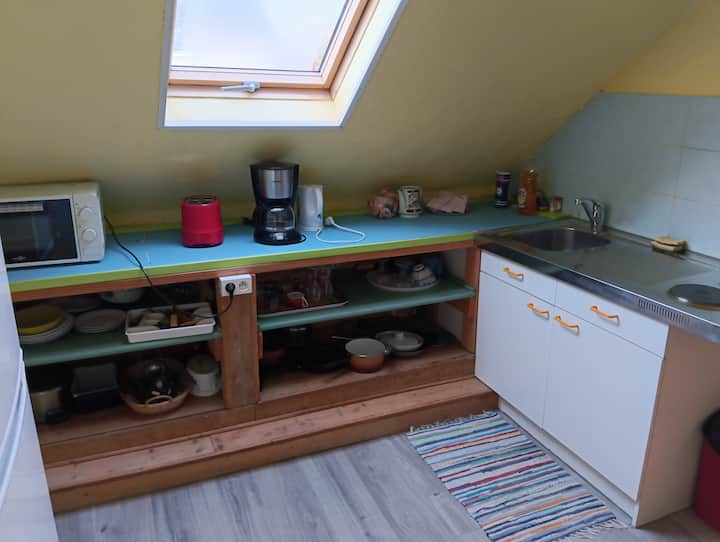 Studio Calme Et Fonctionnel - Chamouille