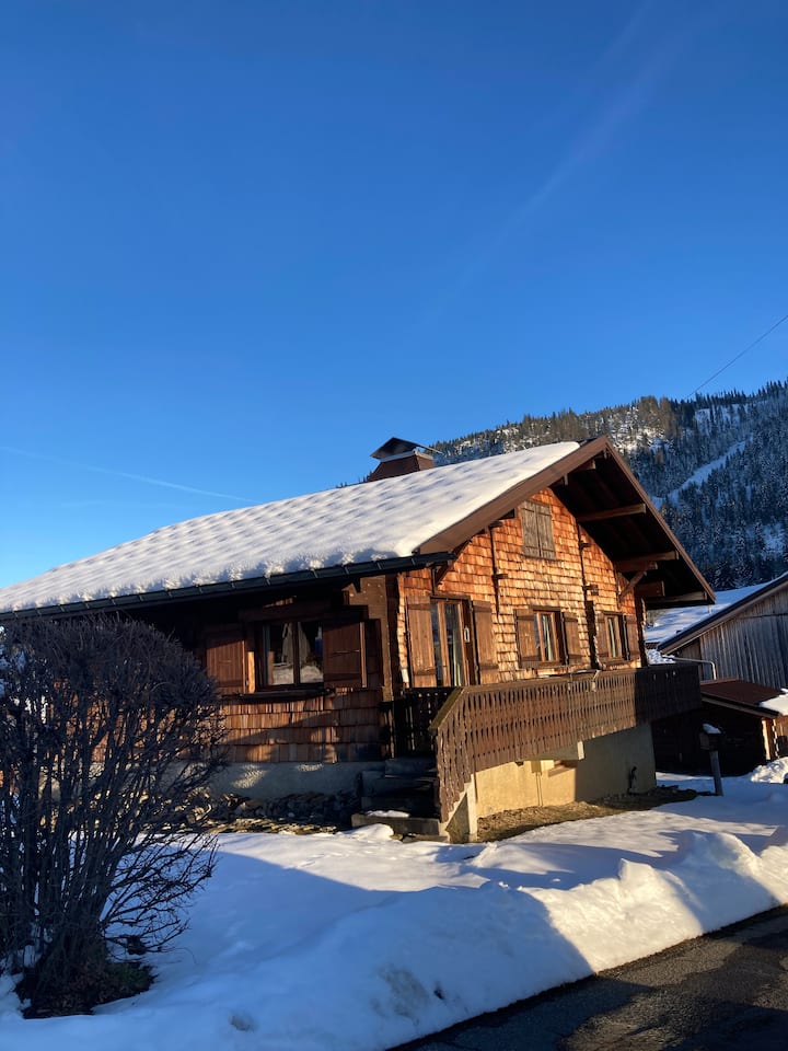 Chalet Tout Bois à La Montagne, En Haute Savoie - Haute-Savoie