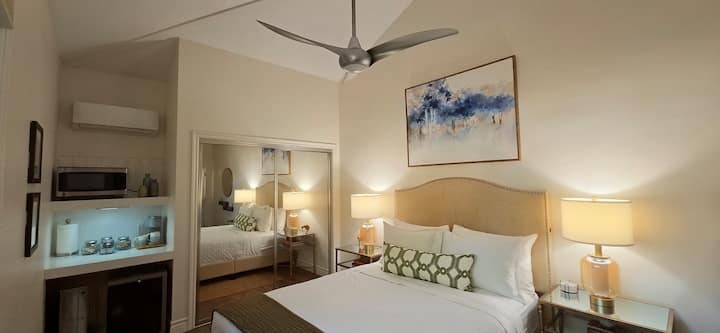 Pristine Studio Near Disneyquiet Historic Area - Santa Ana