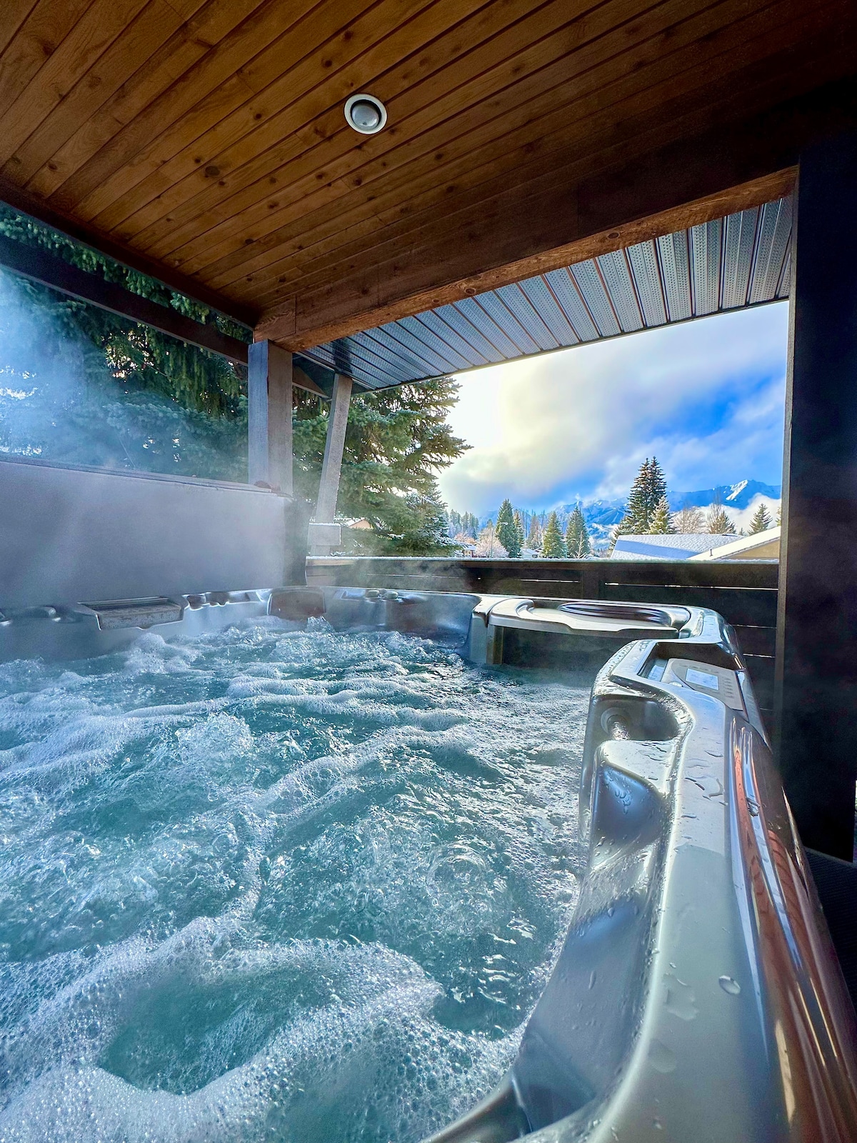 Fernie Vacation Rentals & Homes - British Columbia, Canada | Airbnb