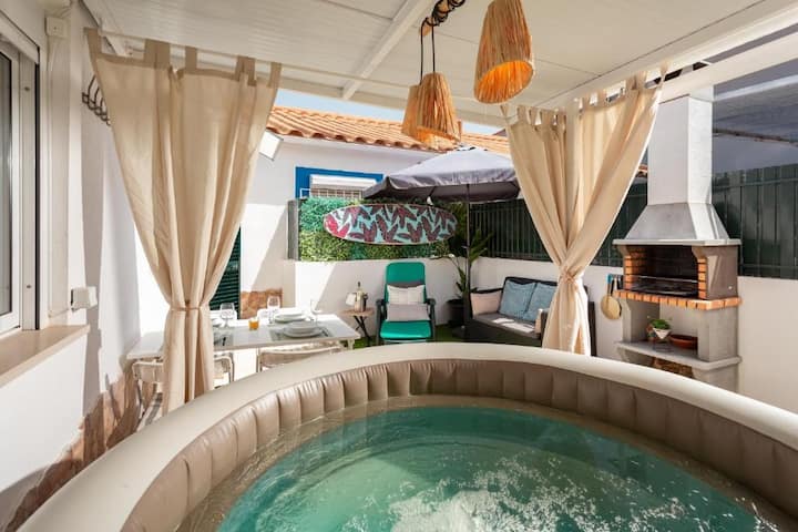 "Linda's Guest House" 3min Away F.beach  (Hot Tub) - Costa da Caparica
