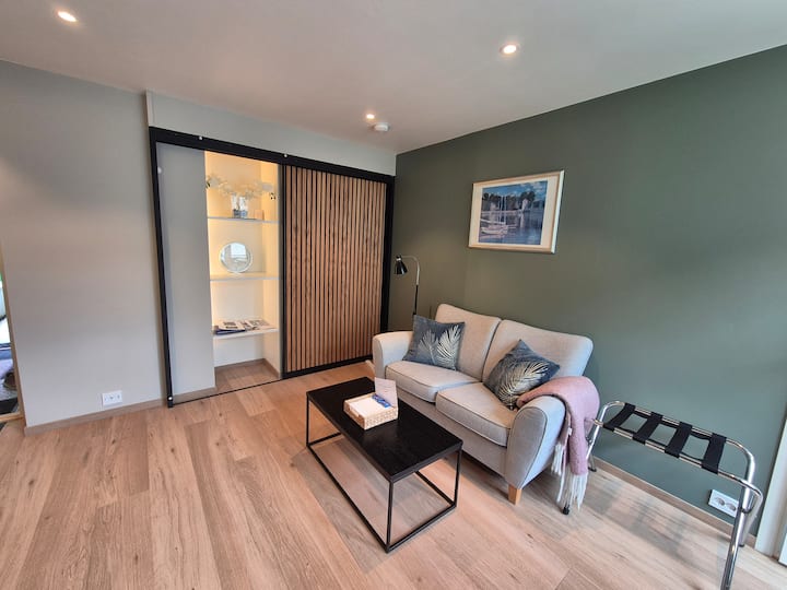 Totally Renovated Apartment. Free P. Car Charging. - Alesund