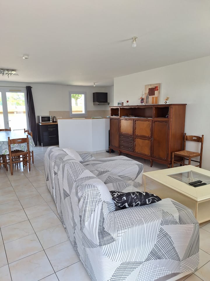 Maison à 15 Min De La Côte Vendéenne - Vendée