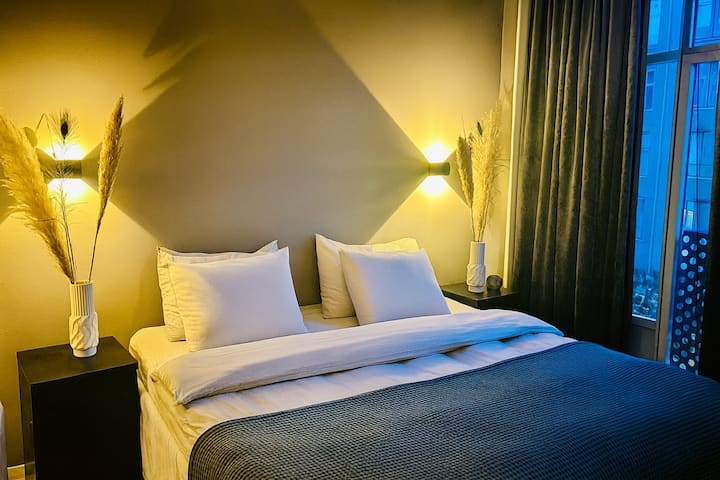 Cozy Private Apt + Balcony | 15 Min To Center - Zaandam